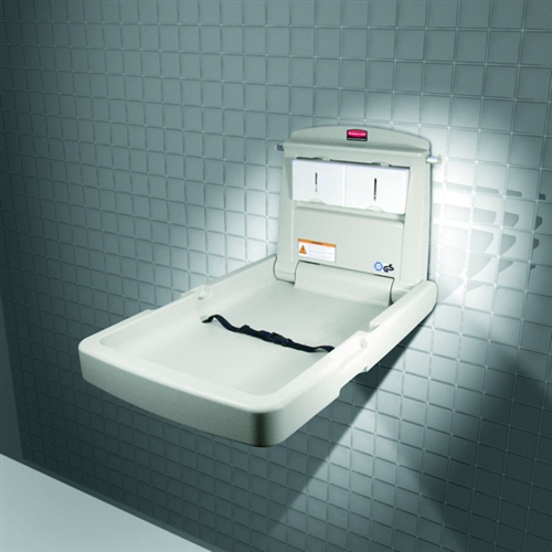 Vertical Rubbermaid changing table - Voussert